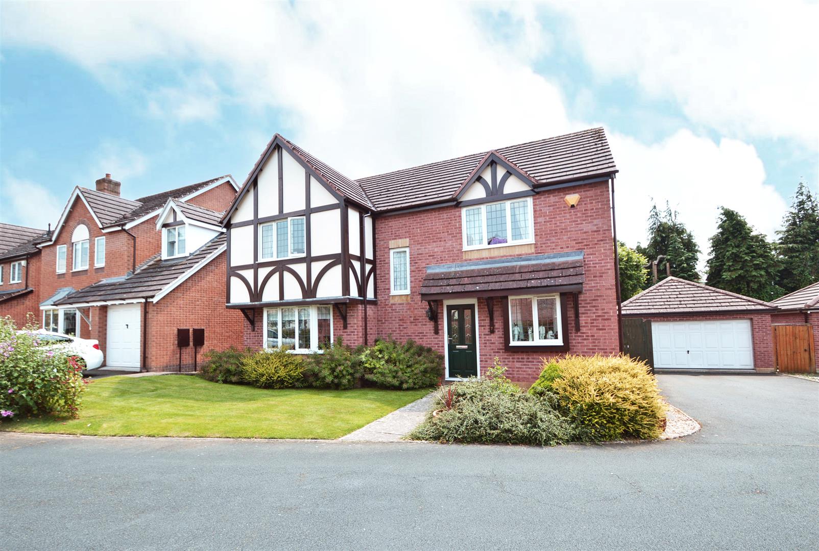 Parrys Close, Bayston Hill, Shrewsbury For Sale by Cooper Green Pooks